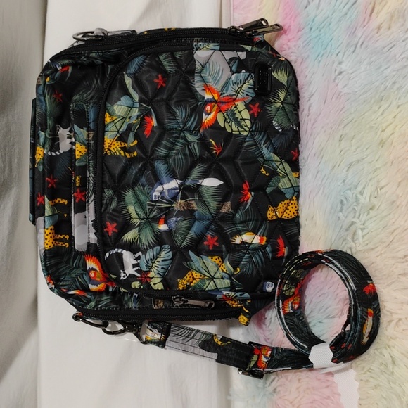 lug | Bags | Sale New Lug Ranger Rfid Blocking Wildlife Crossbody Bag ...